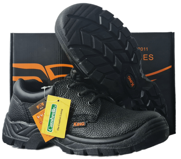 Safety shoe | SafetyFirst